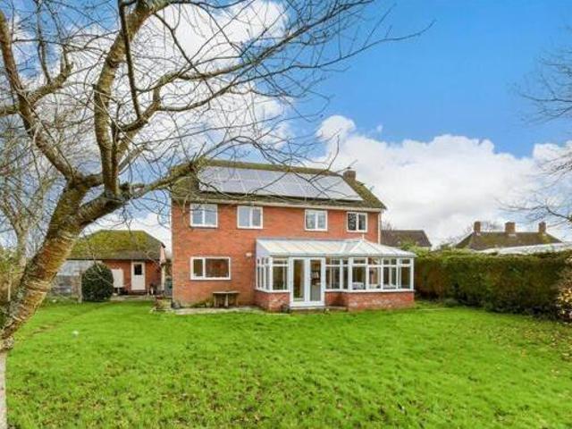 The Street, Appledore, 4 Bedroom Detached
