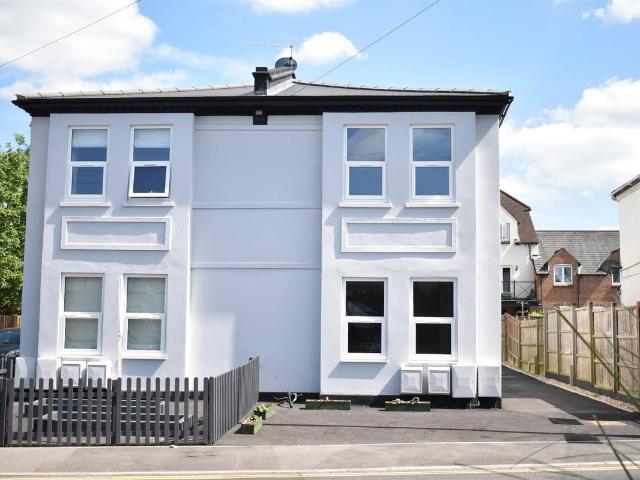 The Street, Ashtead KT21, 2 bed flat to rent, £1,700 pcm | PrimeLocation