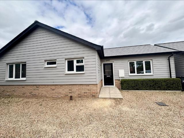 The Street, Beck Row IP28 3 bed bungalow to rent £1,685 pcm £389 pw