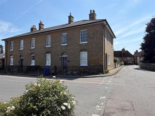 The Street, Borden, Sittingbourne, ME9 1 bed apartment to rent £1,000 pcm £231 pw