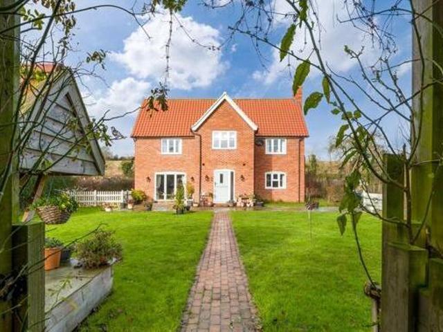 The Street, Brockdish, 4 Bedroom Detached