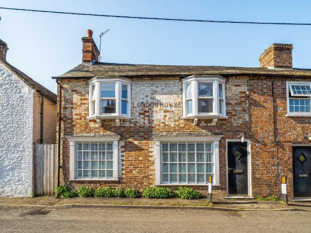 The Street, Ewelme, Wallingford OX10, 2 bed cottage to rent, £1,695 pcm | PrimeLocation