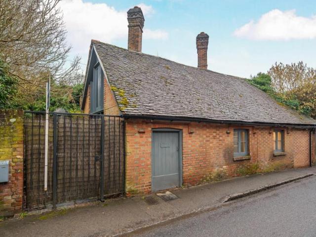 The Street, Guildford 3 bedrooms Property for lettings Seymours