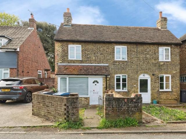 The Street, Sandwich CT13, 2 bed property to rent, £1,100 pcm | PrimeLocation