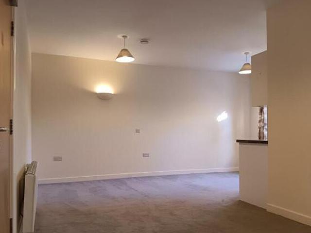 The Street, Weeley, Studio Flat For
