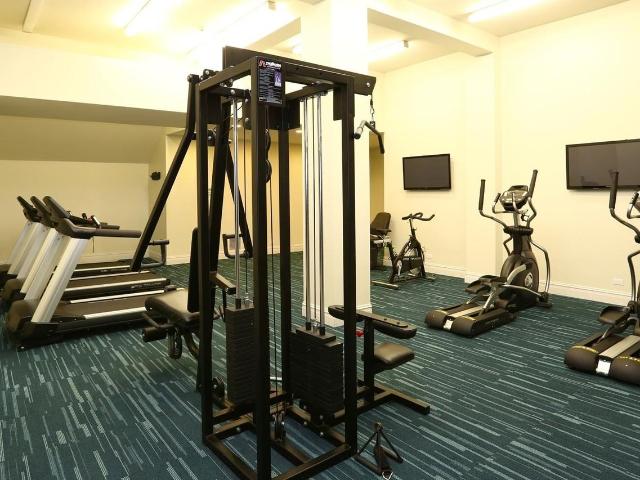 The Sutherland 1 Bedroom Apartment for Rent at 4659 S Drexel Blvd, Chicago, IL 60653 Kenwood