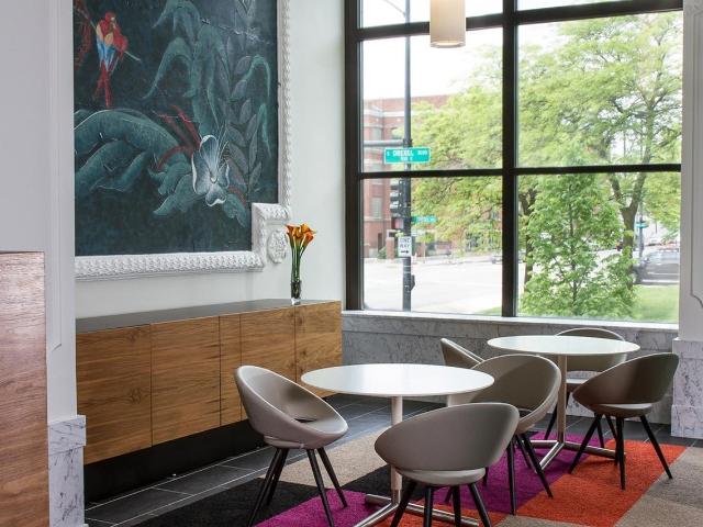 The Sutherland 2 Bedroom Apartment for Rent at 4659 S Drexel Blvd, Chicago, IL 60653 Kenwood