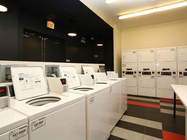 The Sutherland Studio Apartment for Rent at 4659 S Drexel Blvd, Chicago, IL 60653 Kenwood