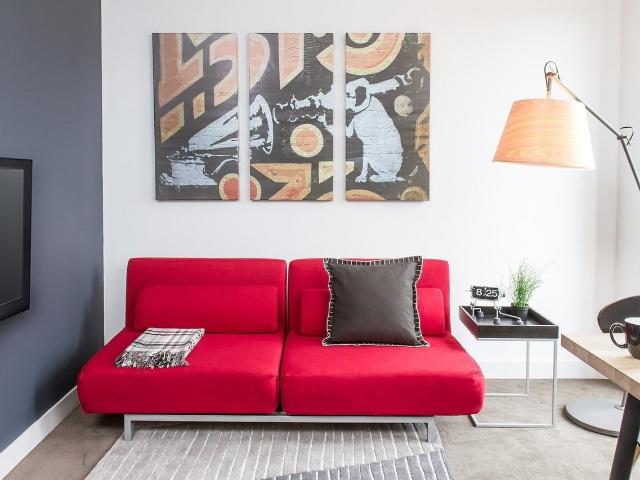 The Sutherland Studio Apartment for Rent at 4659 S Drexel Blvd, Chicago, IL 60653 Kenwood