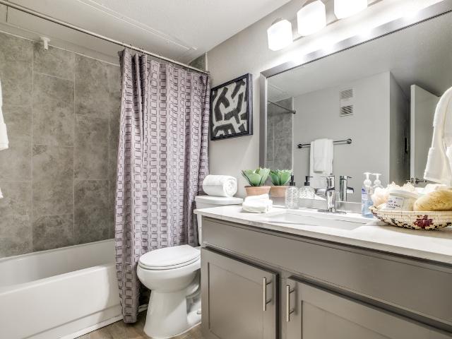 The Sutton Apartments 1 Bedroom Apartment for Rent at 22022 Cimarron Pkwy, Katy, TX 77450