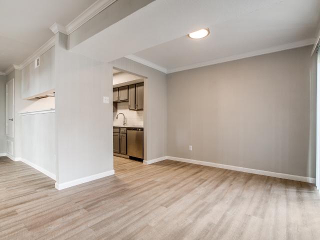 The Sutton Apartments 1 Bedroom Apartment for Rent at 22022 Cimarron Pkwy, Katy, TX 77450
