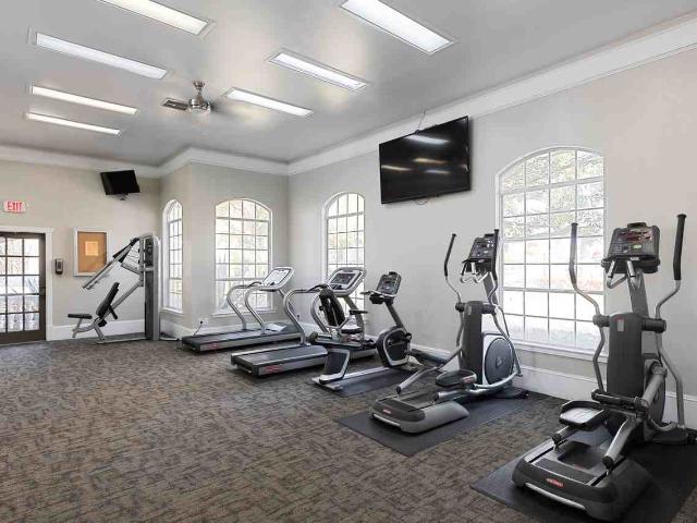 The Summit at MetroWest 1 Bedroom Apartment for Rent at 6500 Metrowest Blvd, Orlando, FL 32835 Metro West