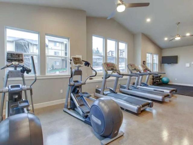 The Summit at Red Leaf 1 Bedroom Apartment for Rent at 5715 Red Leaf Dr S, Salem, OR 97306 Sunnyslope