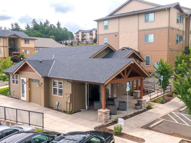 The Summit at Red Leaf 2 Bedroom Apartment for Rent at 5715 Red Leaf Dr S, Salem, OR 97306 Sunnyslope