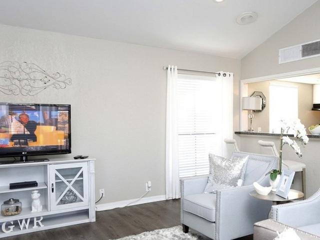 The Summit Apartments 1 Bedroom Apartment for Rent at 5502 Saratoga Blvd, Corpus Christi, TX 78413 South Side