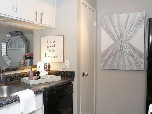 The Summit Apartments 2 Bedroom Apartment for Rent at 5502 Saratoga Blvd, Corpus Christi, TX 78413 South Side