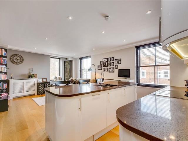 The Sun Quarter, 122 Askew Road, London W12, 1 bed flat to rent, £2,350 pcm | PrimeLocation