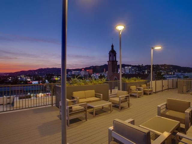 The Sunset Hue 1 Bedroom Apartment for Rent at 6630 W Sunset Blvd, Los Angeles, CA 90028 Central Hollywood