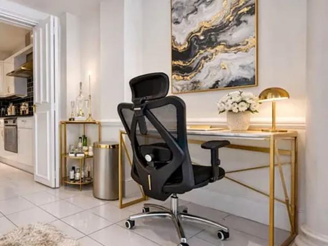 The SW7 Clinic, 35 Hereford Square, London, SW7 4TR, United Kingdom | 2 bed apartment for rent #155531881 | Rentberry