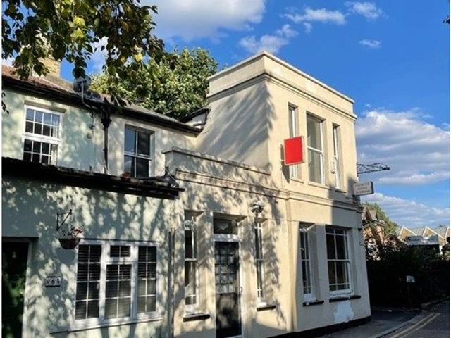 The Swan, Kingston Upon Thames KT1, 5 bed flat to rent, £4,223 pcm | PrimeLocation