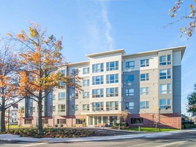 The Point @180 One bed Loft/One bath 687 sqft