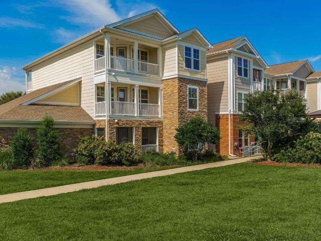 The Point at Waterford Crossing 1 Bedroom Apartment for Rent at 100 Spade Leaf Blvd, Hendersonville, TN 37075