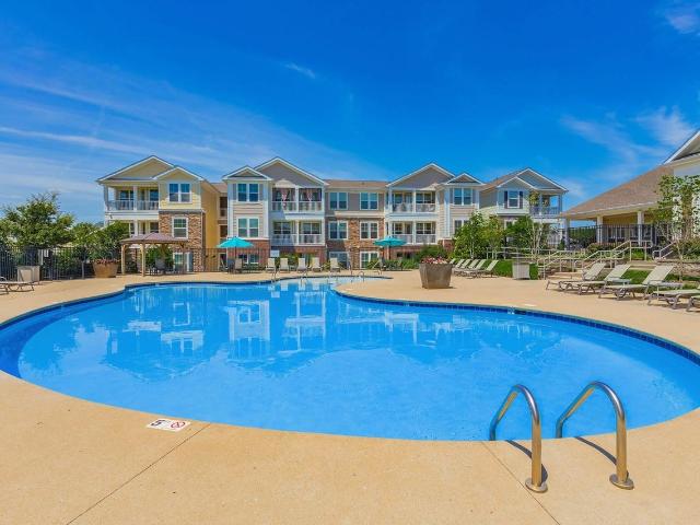 The Point at Waterford Crossing 2 Bedroom Apartment for Rent at 100 Spade Leaf Blvd, Hendersonville, TN 37075