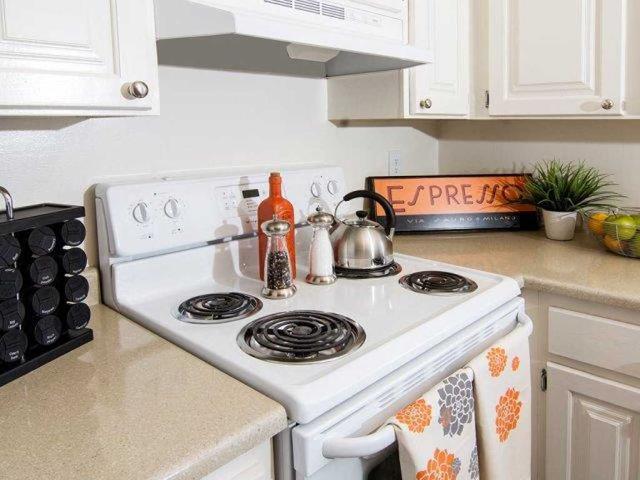 The Pointe at Northridge 2 Bedroom Apartment for Rent at 55 W. Center Street North, Millcreek, UT 84054 Millcreek