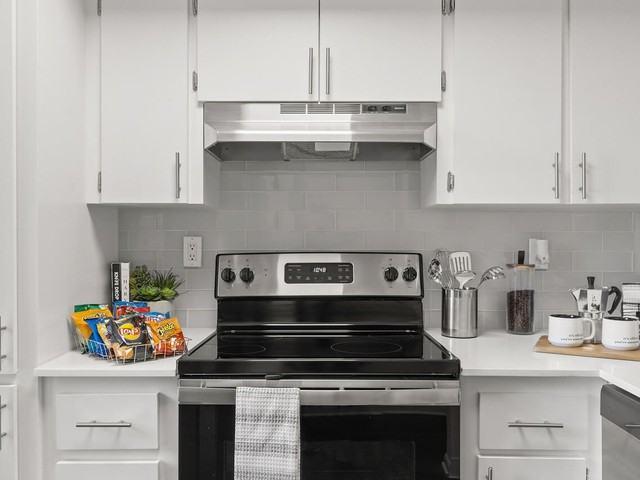 The Pointe at Clearwater 1 Bedroom Apartment for Rent at 2554 Oak Trl S, Clearwater, FL 33764