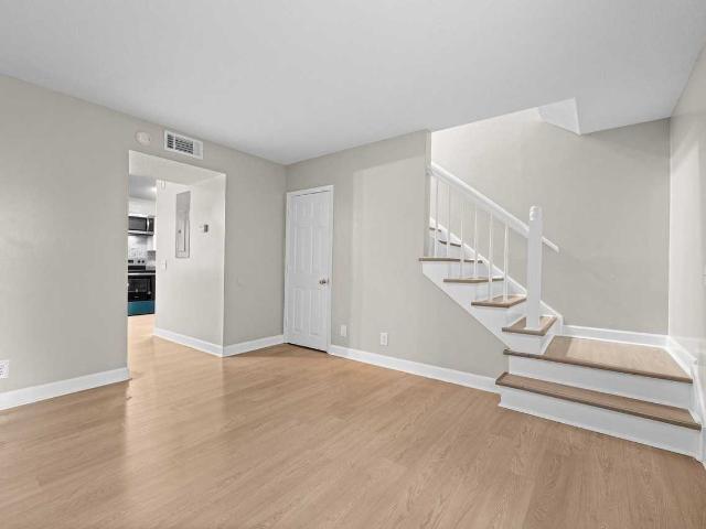The Pointe at White Oak 1 Bedroom Apartment for Rent at 1631 Glenside Dr, Greensboro, NC 27405