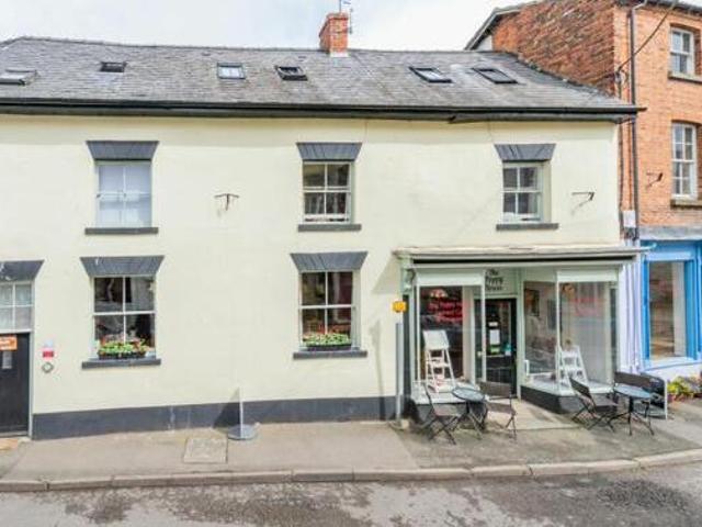 The Poppy House, Market Square, Guest House For