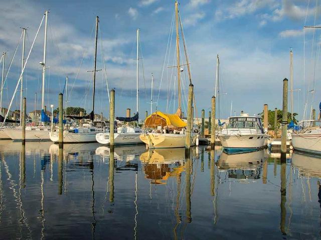 The Port at East Beach Apartments and Marina 1 Bedroom Apartment for Rent at 4521 Pretty Lake Ave, Norfolk, VA 23518