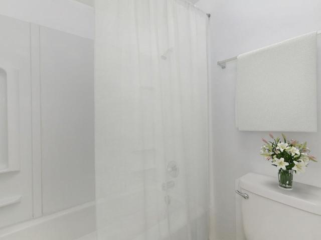 The Portals Apartments 2 Bedroom Apartment for Rent at 1180 Alvarado Dr Se, Albuquerque, NM 87108 South San Pedro