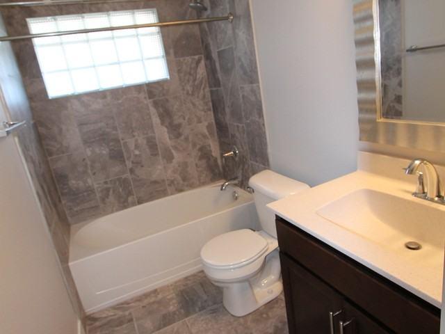 The Portsmouth 2 Bedroom Apartment for Rent at 1133 Park Ave, Omaha, NE 68105 Ford Birthsite
