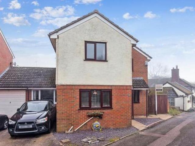 The Pathway, Maulden, 3 Bedroom Link