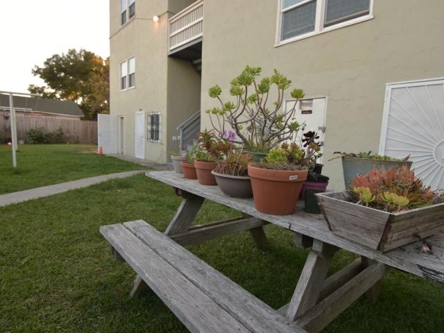 The Patricia Apartments Studio Apartment for Rent at 144 13th St, Richmond, CA 94801 Iron Triangle
