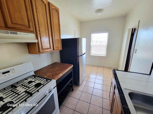 The Patricia Apartments Studio Apartment for Rent at 144 13th St, Richmond, CA 94801 Iron Triangle
