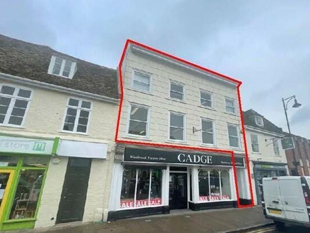 The Pavement, First Floor,st. Ives, Office To Lease