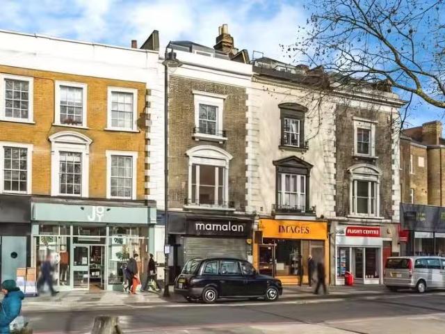 The Pavement, London, SW4 0HY