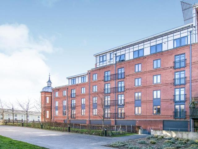 The Pavilion, St. Stephens Road. 2 bed flat to rent £1,275 pcm £294 pw