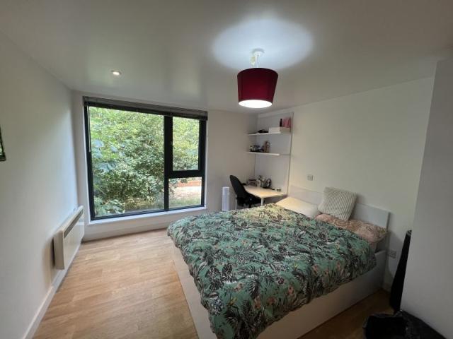 The Pavillion, St Michaels Lane, Headingley, Leeds LS6, 1 bed flat to rent, £705 pcm | PrimeLocation