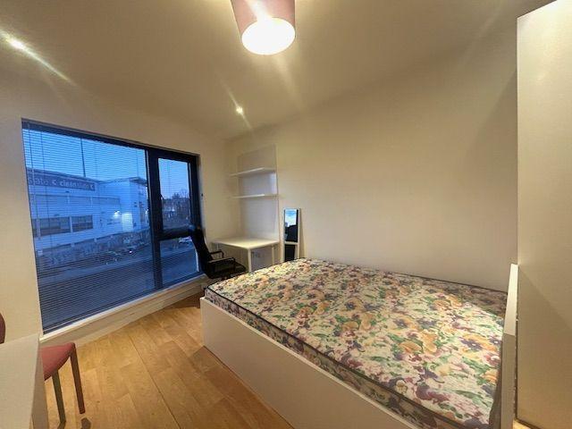 The Pavillion, St Michaels Lane, Headingley, Leeds LS6, Room to rent, £653 pcm | PrimeLocation