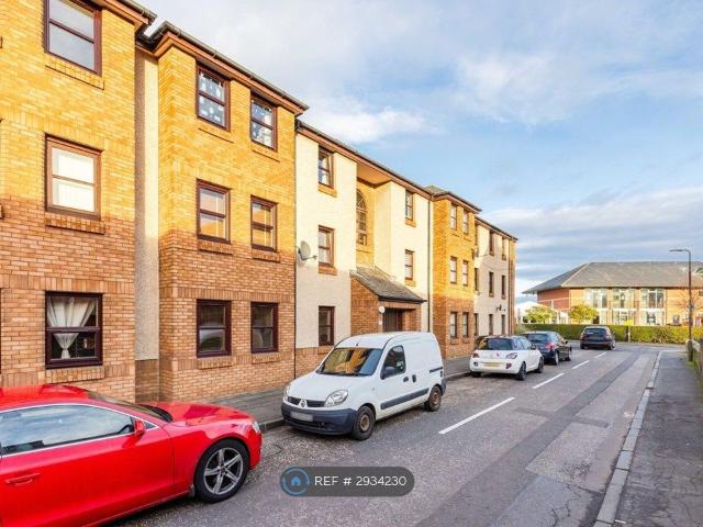 The Paddock, Musselburgh EH21, 2 bed flat to rent, £1,250 pcm | PrimeLocation