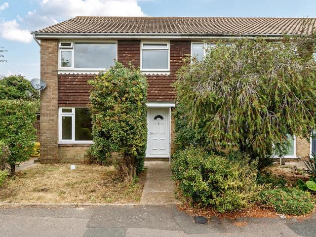 The Paddocks, Lancing BN15 3 bed house to rent £1,775 pcm £410 pw
