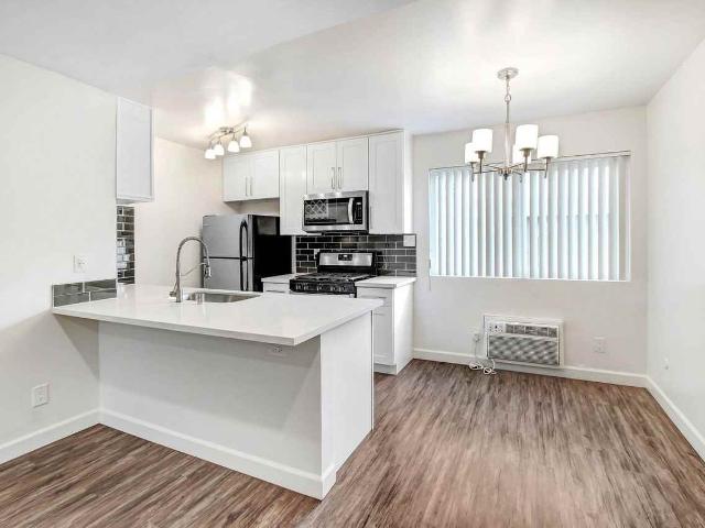 The Palm @ Valley Glen 1 Bedroom Apartment for Rent at 13464 Victory Blvd, Los Angeles, CA 91401 Greater Valley Glen