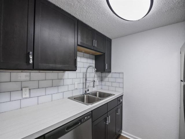 The Palmiere 3 Bedroom Apartment for Rent at 4435 Marlane Dr, Bellview, FL 32526 Cerny Heights
