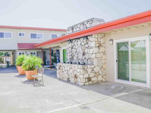 The Palms 2 Bedroom Apartment for Rent at 5000 Marconi Ave, Carmichael, CA 95608