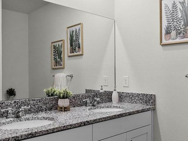 The Palms Glenside 4 Bedroom Apartment for Rent at 4084 Shady Foxtail Ct, Sarasota, FL 34240