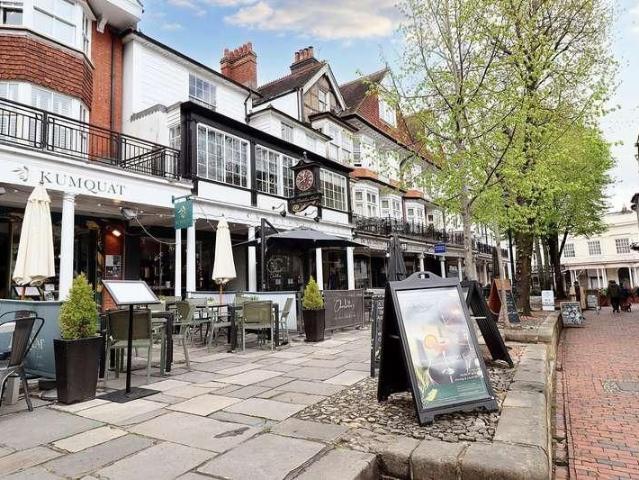 The Pantiles, Tunbridge Wells, TN2