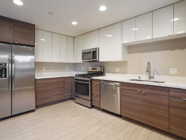 The Parc at Pruneyard 2 Bedroom Apartment for Rent at 225 Union Ave, Campbell, CA 95008 Union